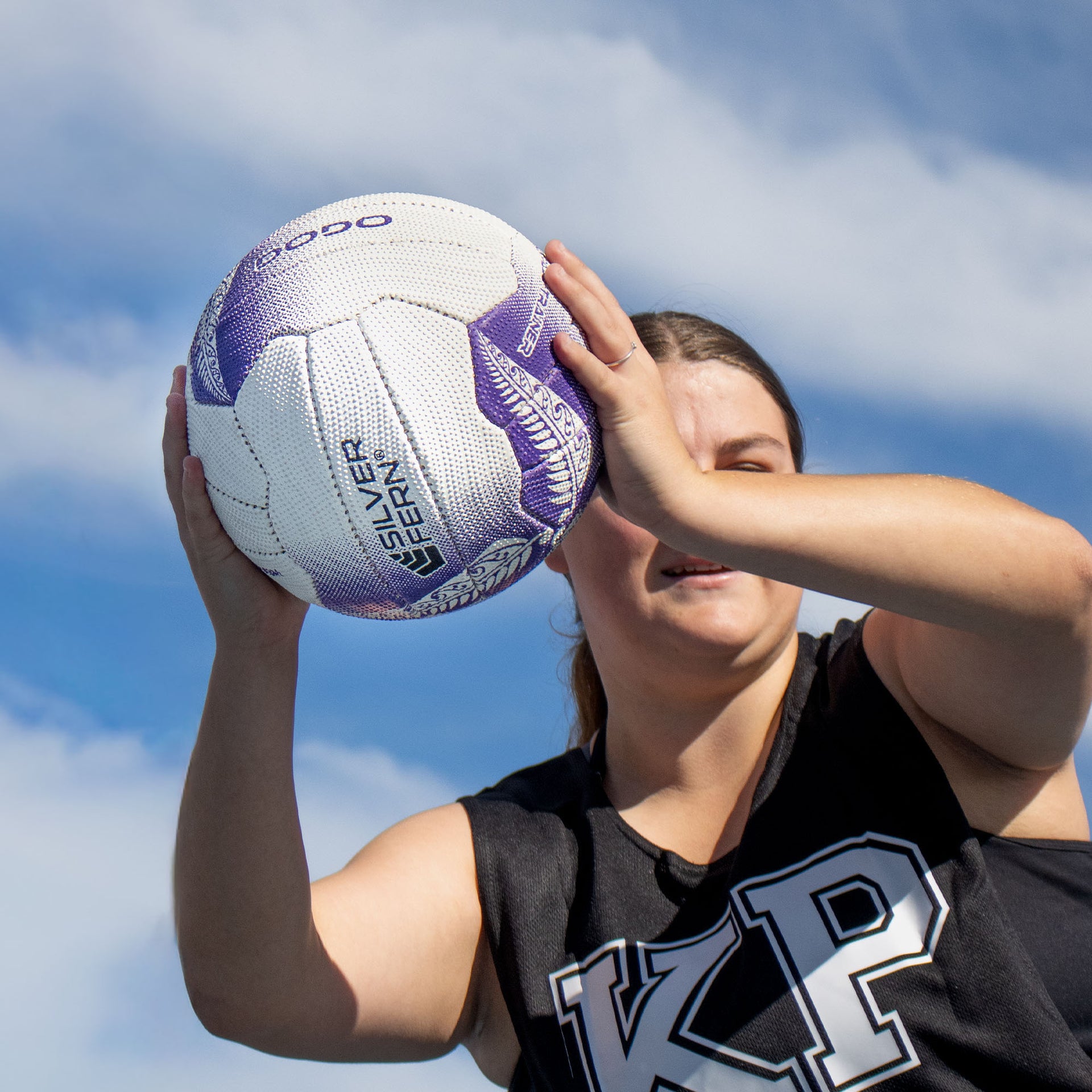 Netball Balls – Silver Fern